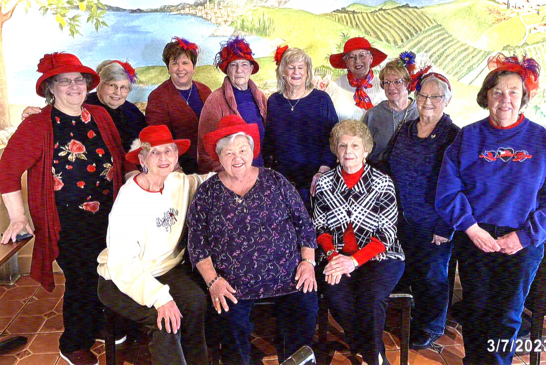 Sassie Lassies enjoy outing | News, Sports, Jobs - Weirton Daily Times
